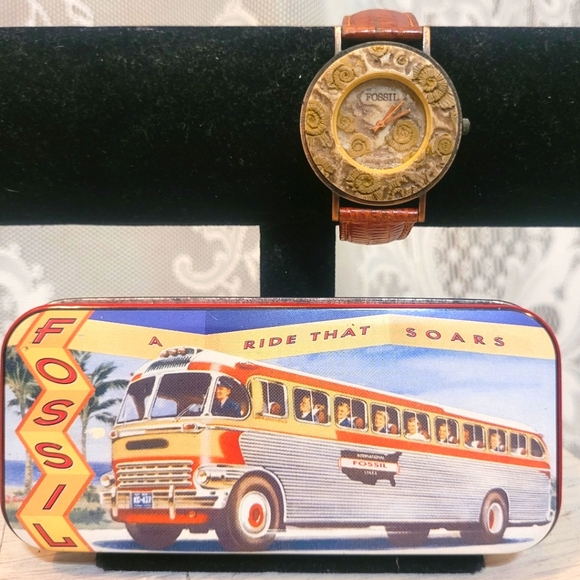 Fossil | Accessories | Rare Vintage 992 Working Fossil Seashell Watch ...